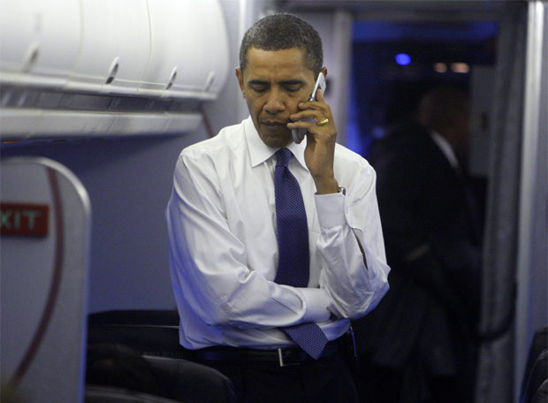 Obama lucha hasta el final por mantener a su lado la BlackBerry – Agridulce